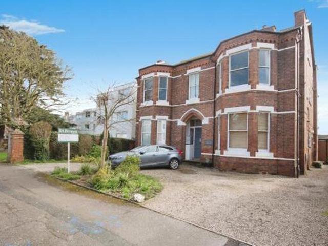 2 Bedroom Flat For Sale In Leamington Spa, Warwickshire
