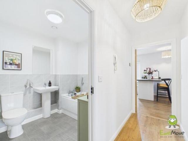 2 bedroom flat for sale in Leander Court, 2 Robertson Way, Basingstoke, Hampshire, RG21
