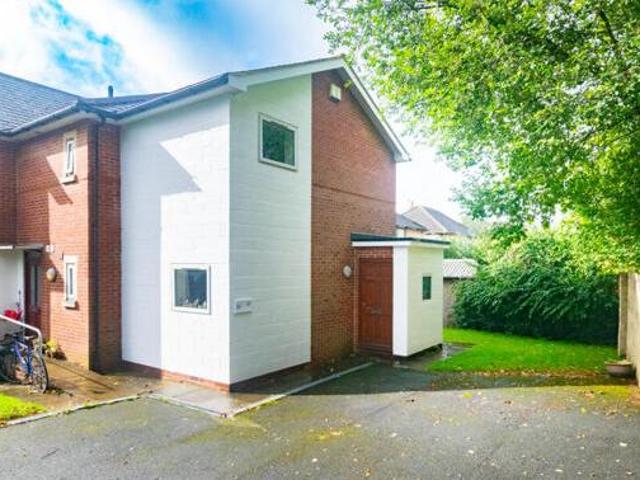 2 Bedroom Flat For Sale In Leeds
