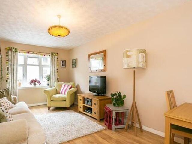 2 Bedroom Flat For Sale In Leith, Edinburgh