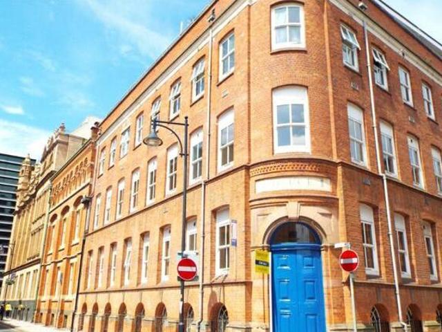 2 Bedroom Flat For Sale In Leicester, Leicestershire