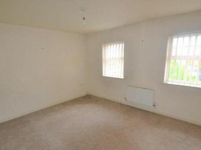 2 Bedroom Flat For Sale In Leicester, Leicestershire