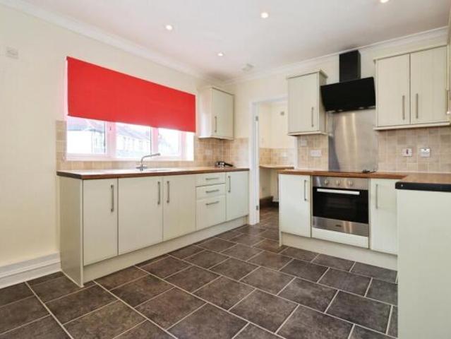2 bedroom flat for sale in Leicester Square, Bristol, BS16