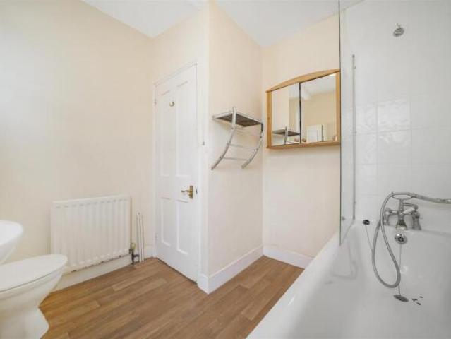 2 bedroom flat for sale in Leighton Gardens, Kensal Rise, NW10 3PX, NW10