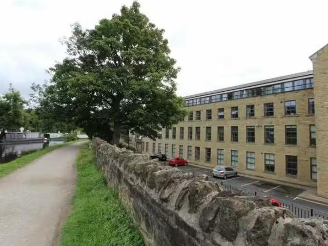 2 bedroom flat for sale in Limefield Mill, Wood Street, Bingle.