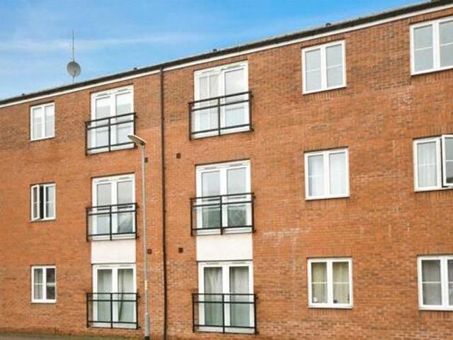 2 Bedroom Flat For Sale In Lincoln, Lincolnshire