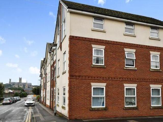 2 Bedroom Flat For Sale In Lincoln, Lincolnshire