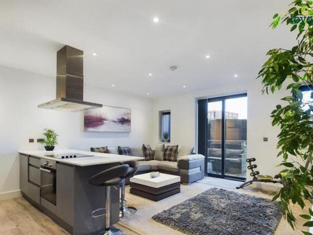 2 Bedroom Flat For Sale In Lincoln