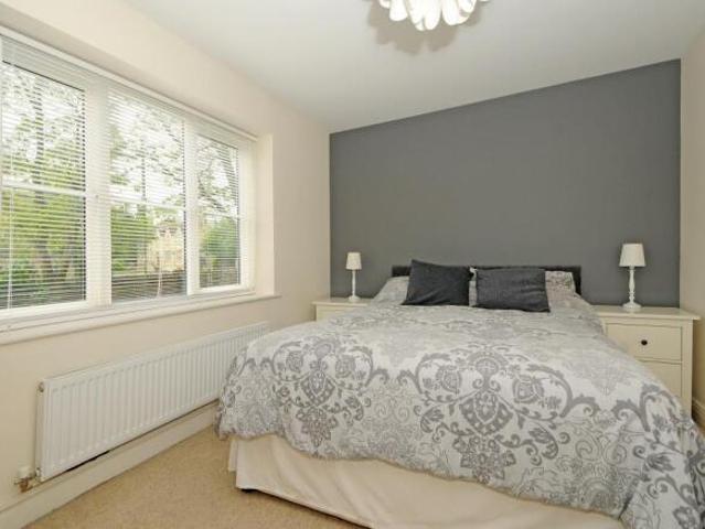 2 bedroom flat for sale in Littlemore, Oxford, OX4