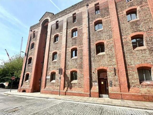 2 Bedroom Flat For Sale In Liverpool, Merseyside