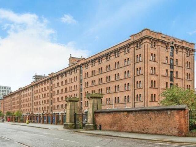 2 Bedroom Flat For Sale In Liverpool, Merseyside