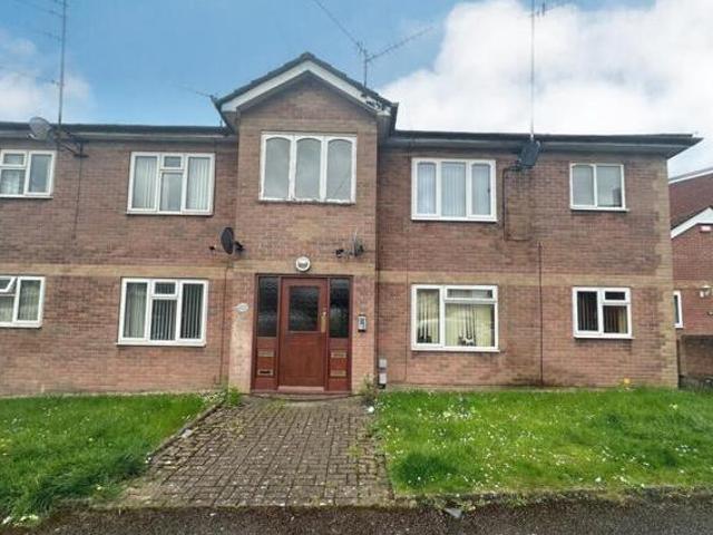 2 Bedroom Flat For Sale In Lombard Street, Barry