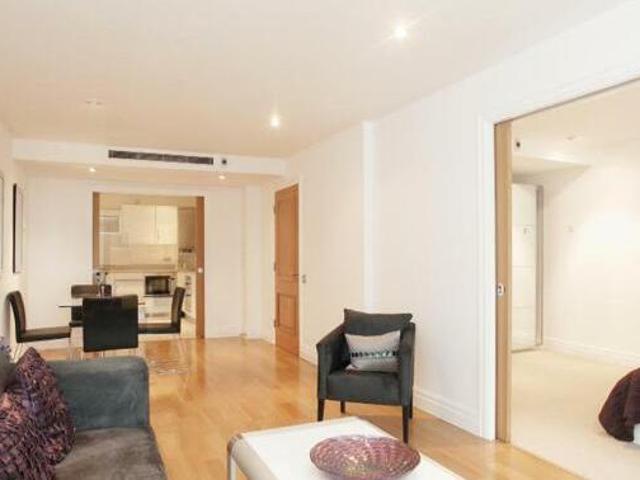 2 Bedroom Flat For Sale In London