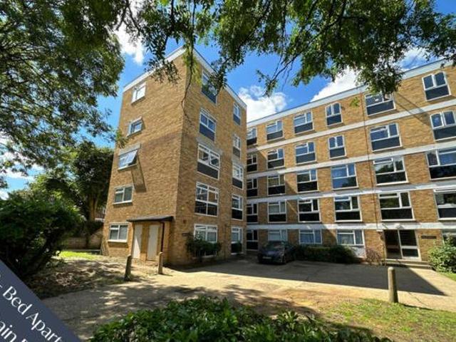 2 Bedroom Flat For Sale In London