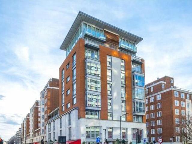 2 Bedroom Flat For Sale In London