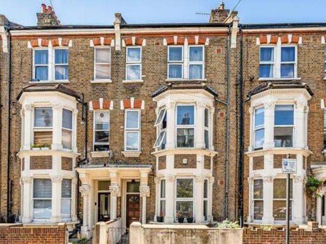 2 Bedroom Flat For Sale In London