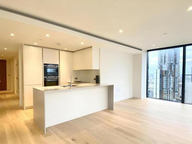 2 Bedroom Flat For Sale In London