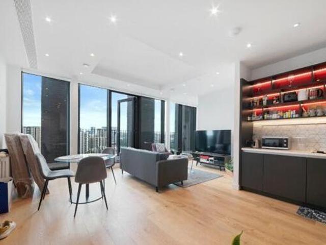 2 Bedroom Flat For Sale In London