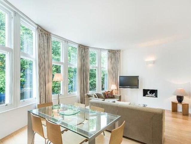 2 Bedroom Flat For Sale In London