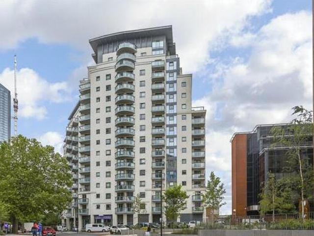 2 Bedroom Flat For Sale In London