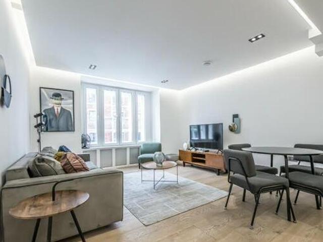 2 Bedroom Flat For Sale In London