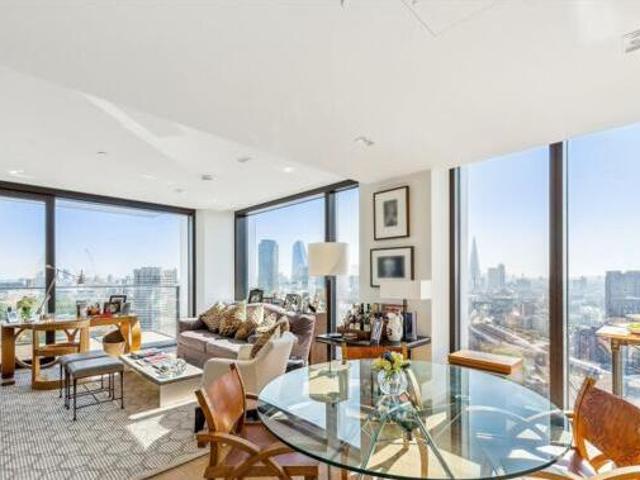 2 Bedroom Flat For Sale In London