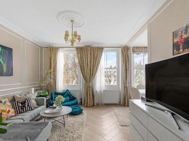 2 Bedroom Flat For Sale In London
