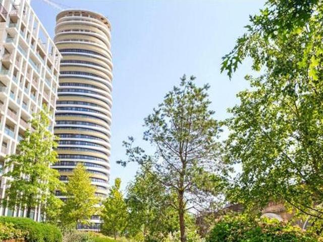2 Bedroom Flat For Sale In London