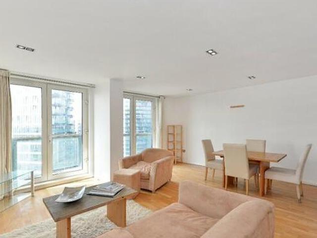 2 Bedroom Flat For Sale In London