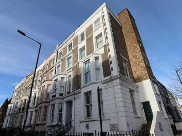 2 Bedroom Flat For Sale In London