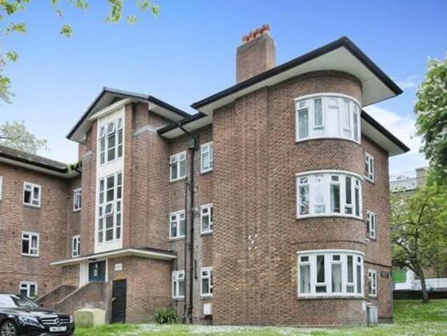 2 Bedroom Flat For Sale In London