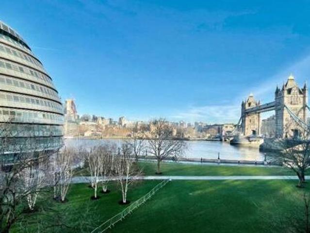 2 Bedroom Flat For Sale In London