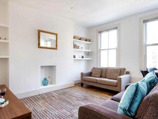 2 Bedroom Flat For Sale In London