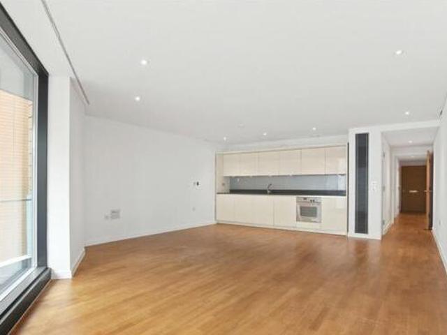 2 Bedroom Flat For Sale In London