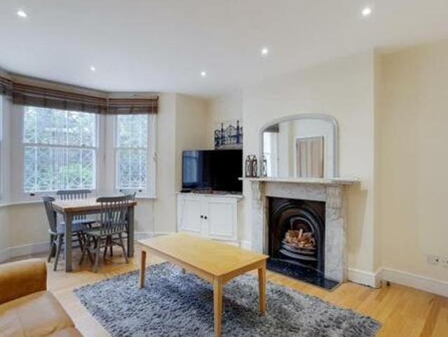 2 Bedroom Flat For Sale In London