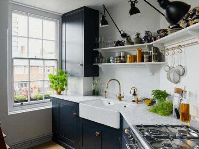 2 Bedroom Flat For Sale In London