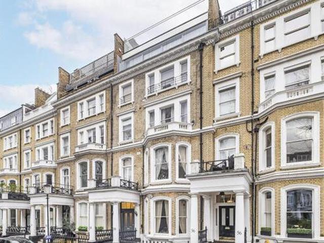 2 Bedroom Flat For Sale In London