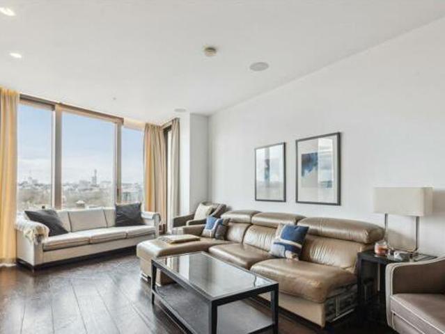 2 Bedroom Flat For Sale In London