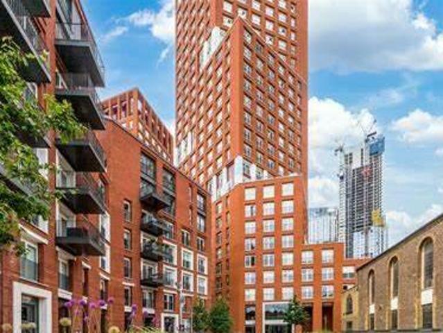 2 Bedroom Flat For Sale In London