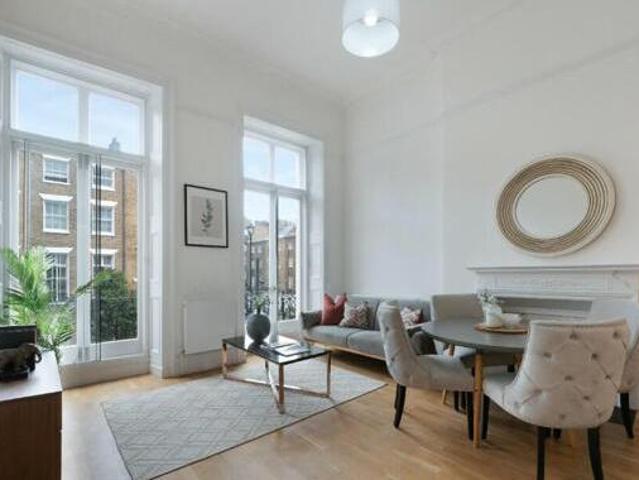 2 Bedroom Flat For Sale In London