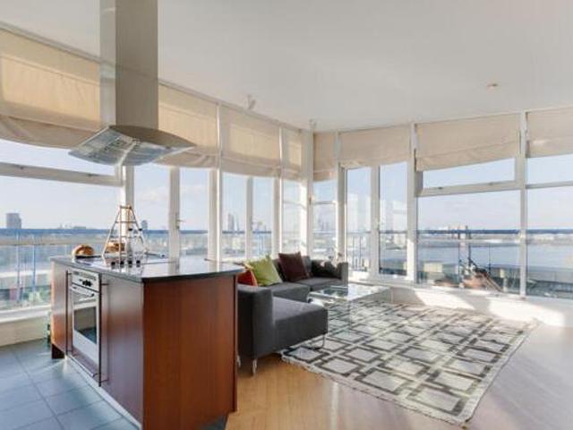 2 Bedroom Flat For Sale In London