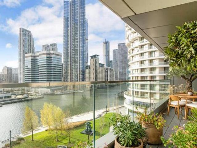 2 Bedroom Flat For Sale In London