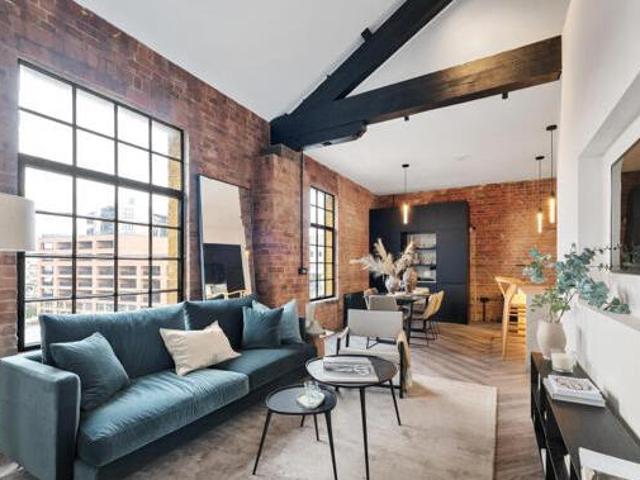 2 Bedroom Flat For Sale In London
