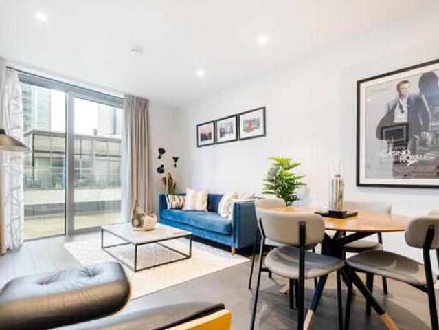 2 Bedroom Flat For Sale In London