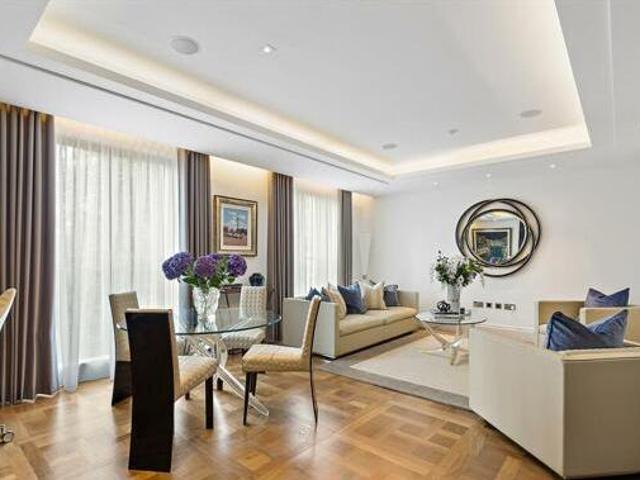 2 Bedroom Flat For Sale In London