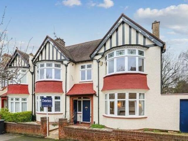 2 Bedroom Flat For Sale In London