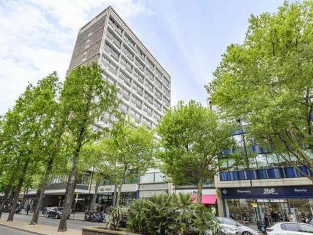 2 Bedroom Flat For Sale In London