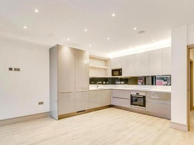 2 Bedroom Flat For Sale In London