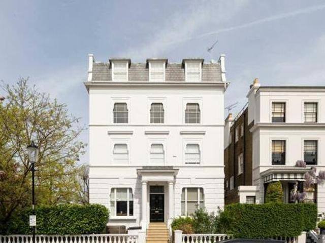 2 Bedroom Flat For Sale In London