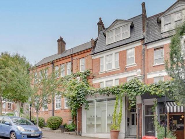 2 Bedroom Flat For Sale In London